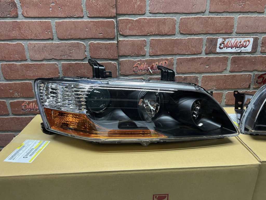03-06 Mitsubishi OEM Evo 8 JDM MR HID Headlights (Matte Black) Set ...