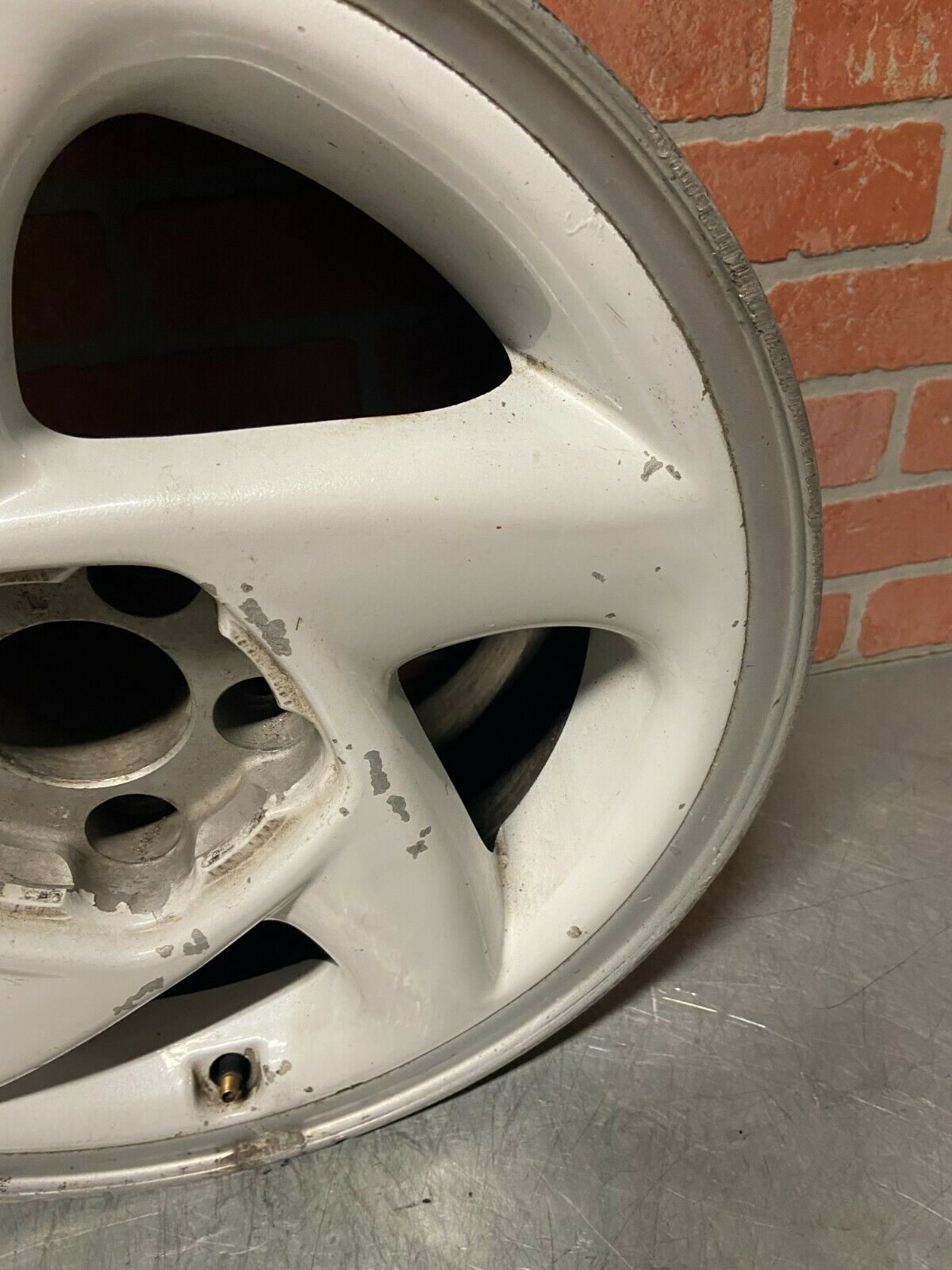 91-96 Dodge Stealth Left White 17 inch OEM Wheel – Salvaged Motorsports